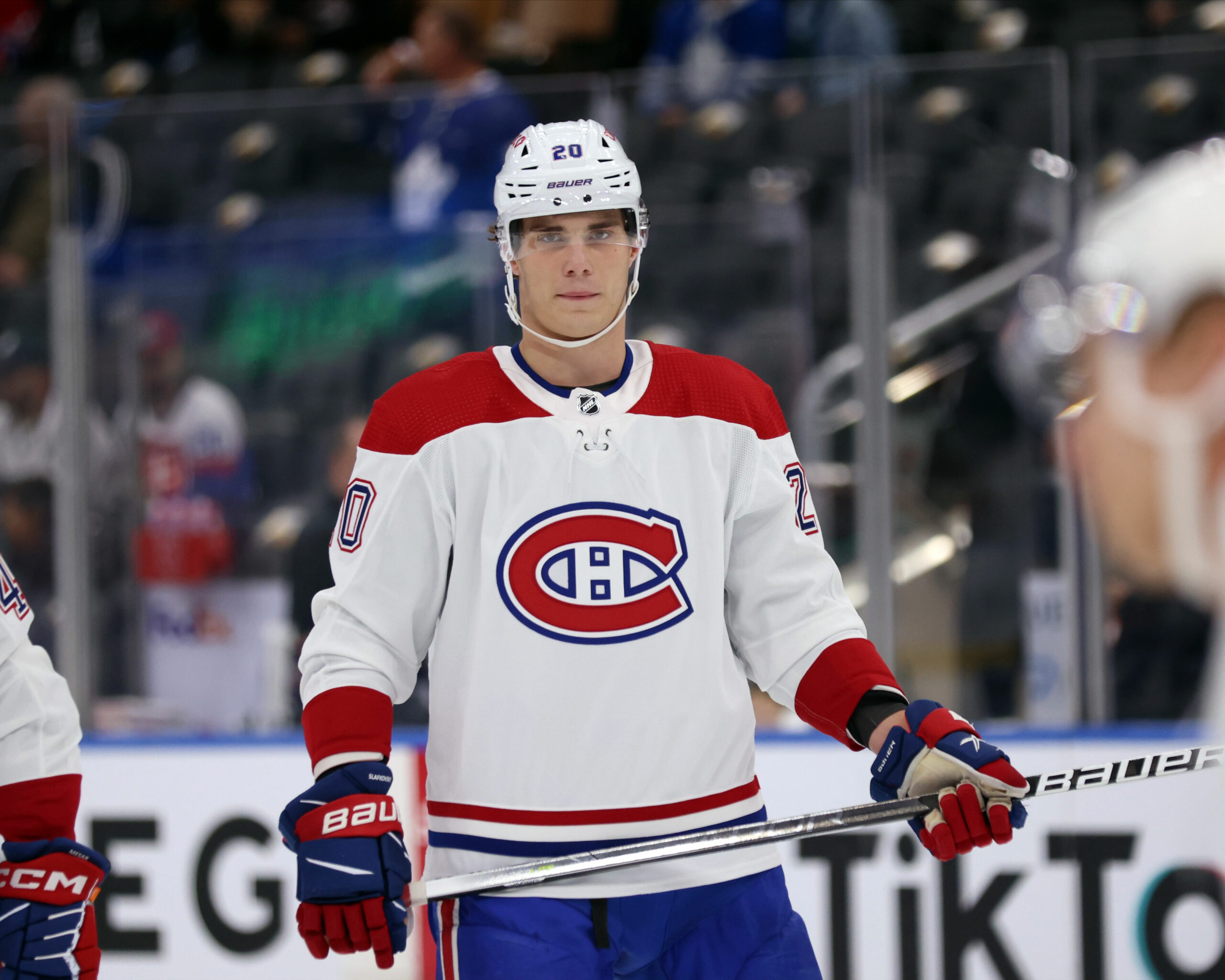 Hughes sur Slafkovsky: « C’est comme s’il jonglait avec trois balles ...