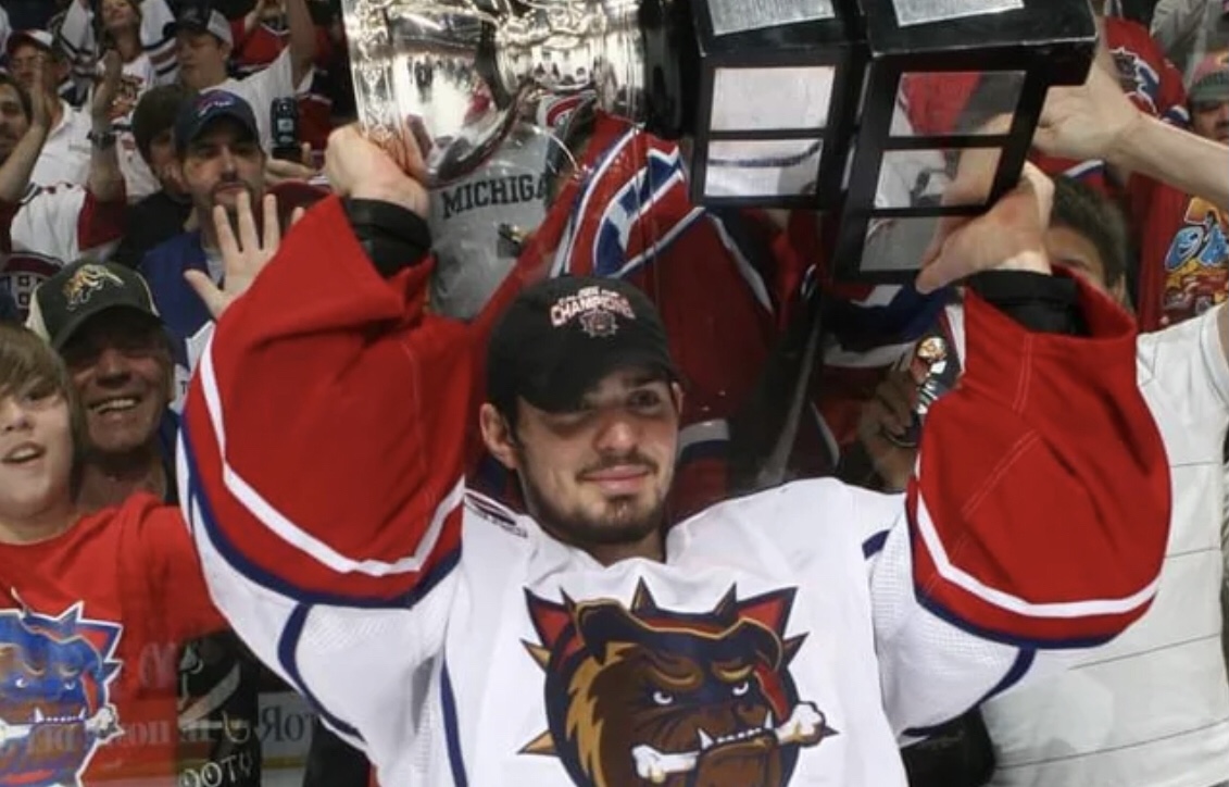 À LPB, Price dit qu’il pesait 260 lb quand il a gagné la coupe Calder à ...