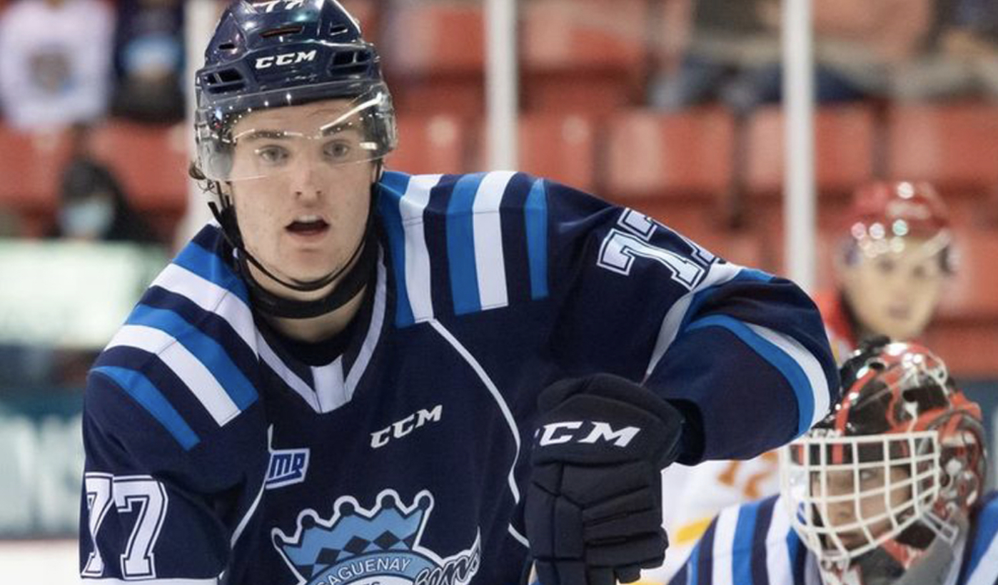 Matteo Mann vient d’une famille de hockey - La Poche Bleue