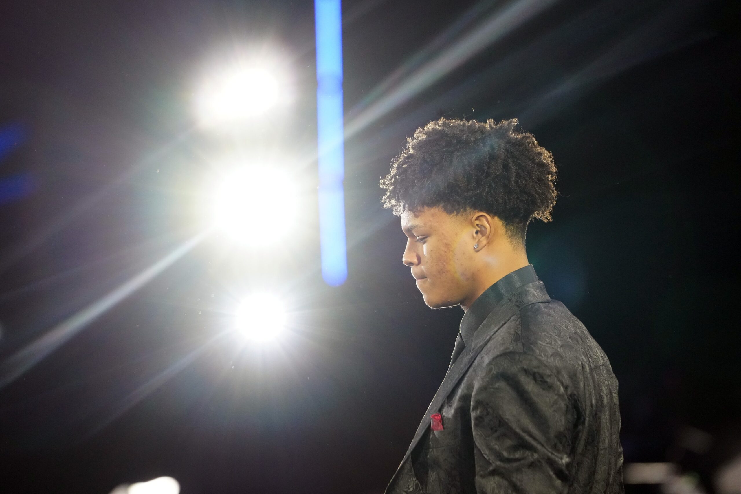 Ça ne va pas bien pour Cayden Lindstrom - La Poche Bleue