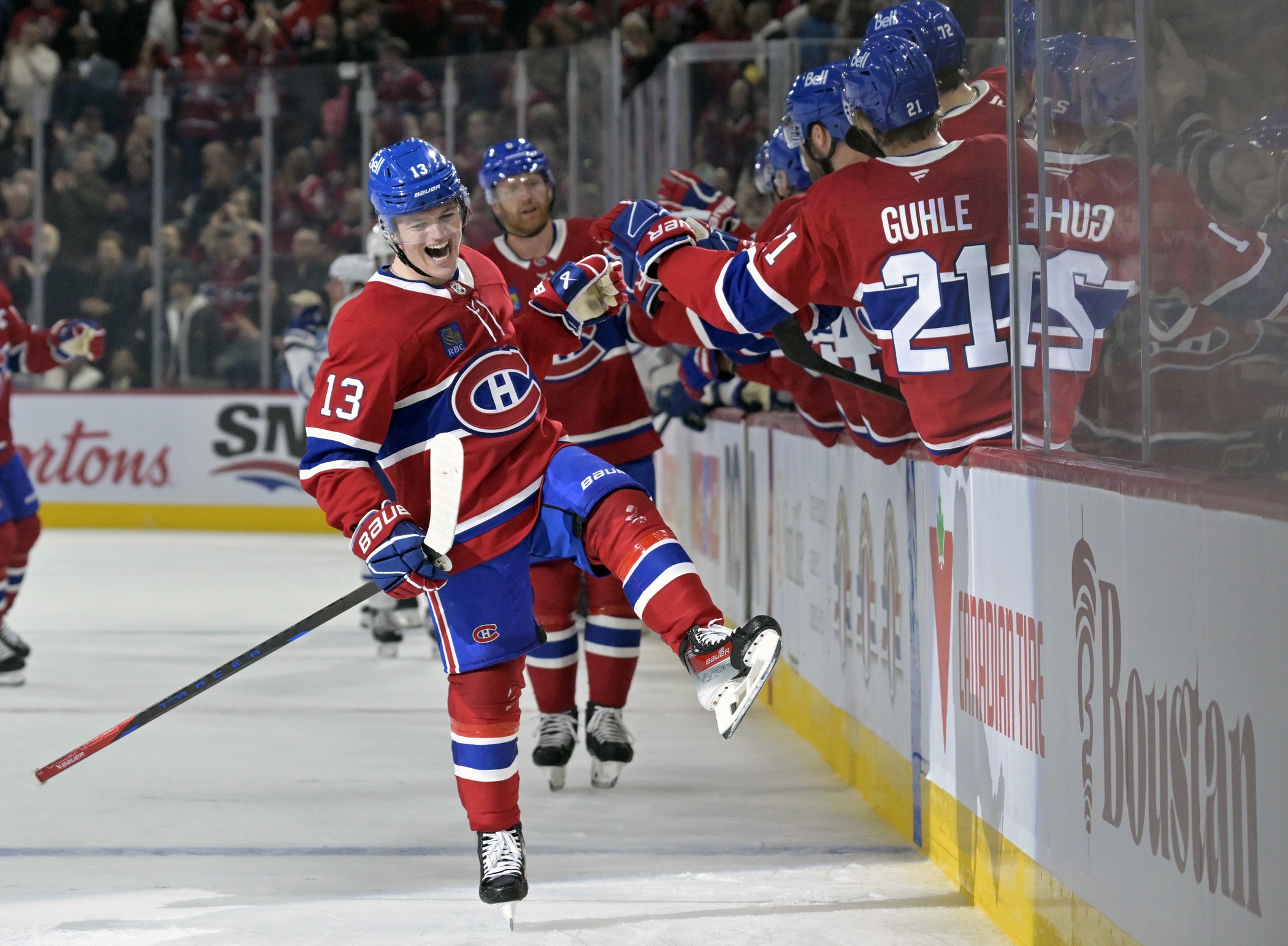 Heineman enfile son premier, Caufield son troisième - La Poche Bleue