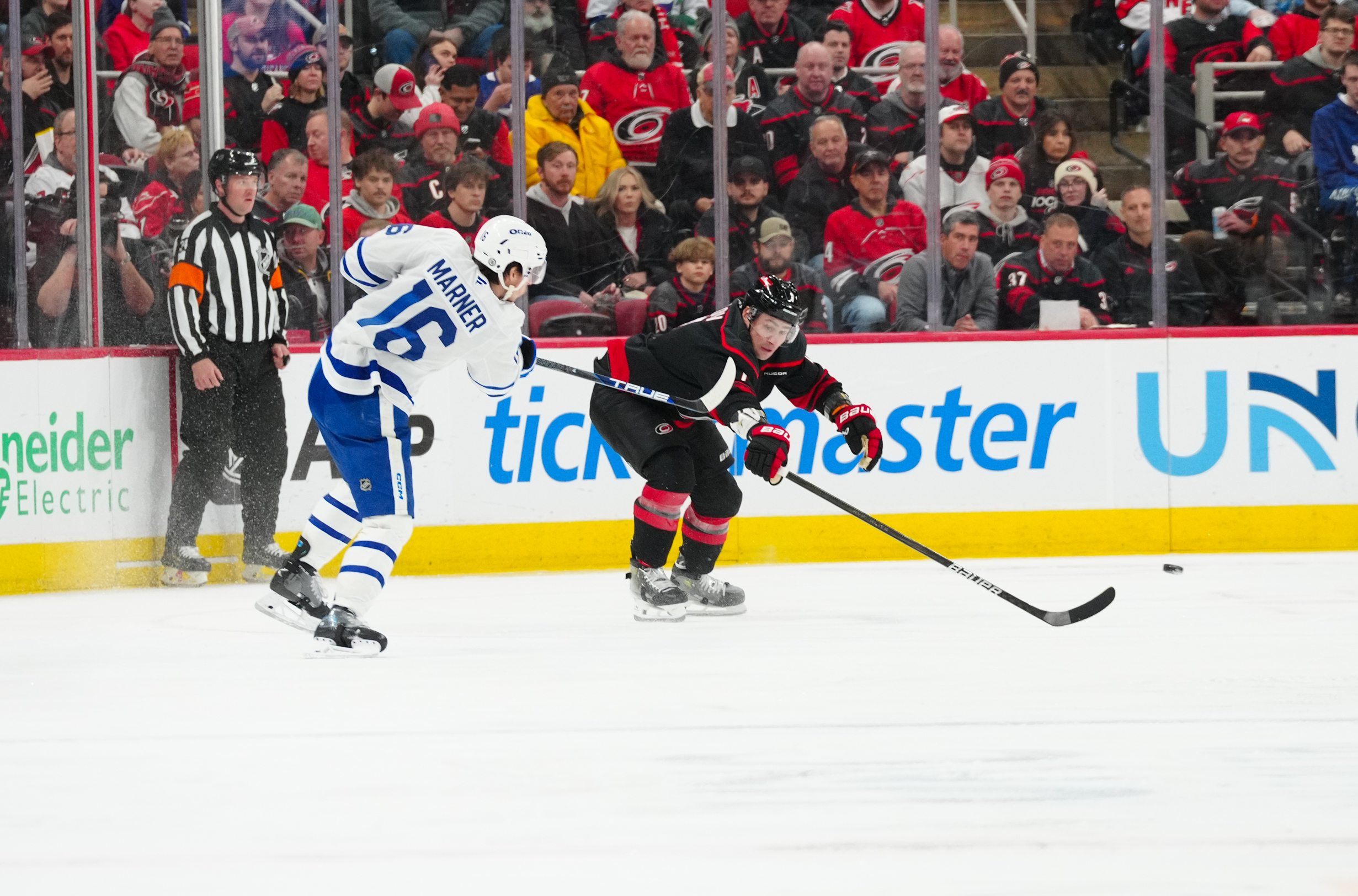 Eric Tulsky a Marner dans sa ligne de mire - La Poche Bleue